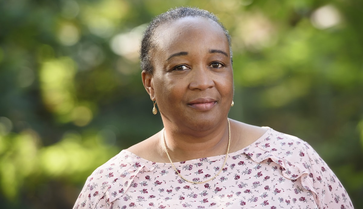 How Life Coach Dr. Lisa Collins Incorporates Her Autoethnographic ...